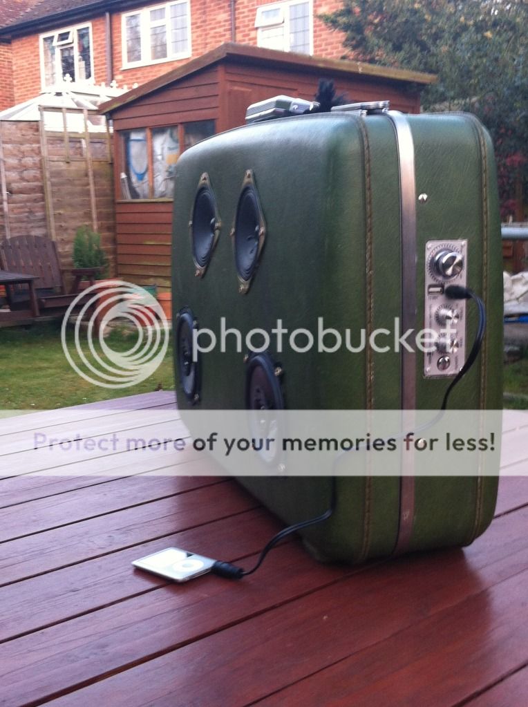 Suitcase Stereo | Volkszone Forum